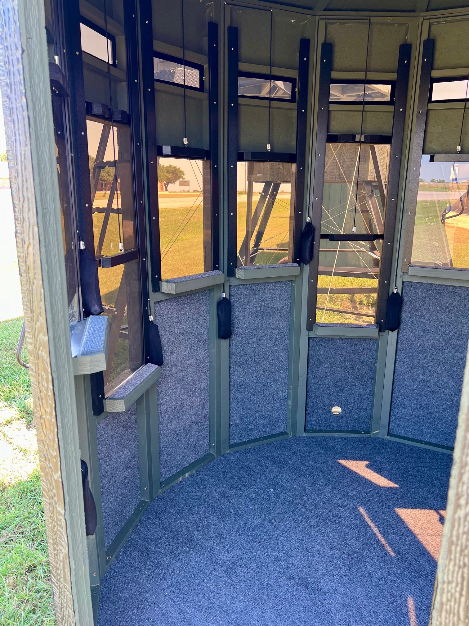 6x6 360 Pro Series Hunting Blind - Assembled - Lone Star Structures