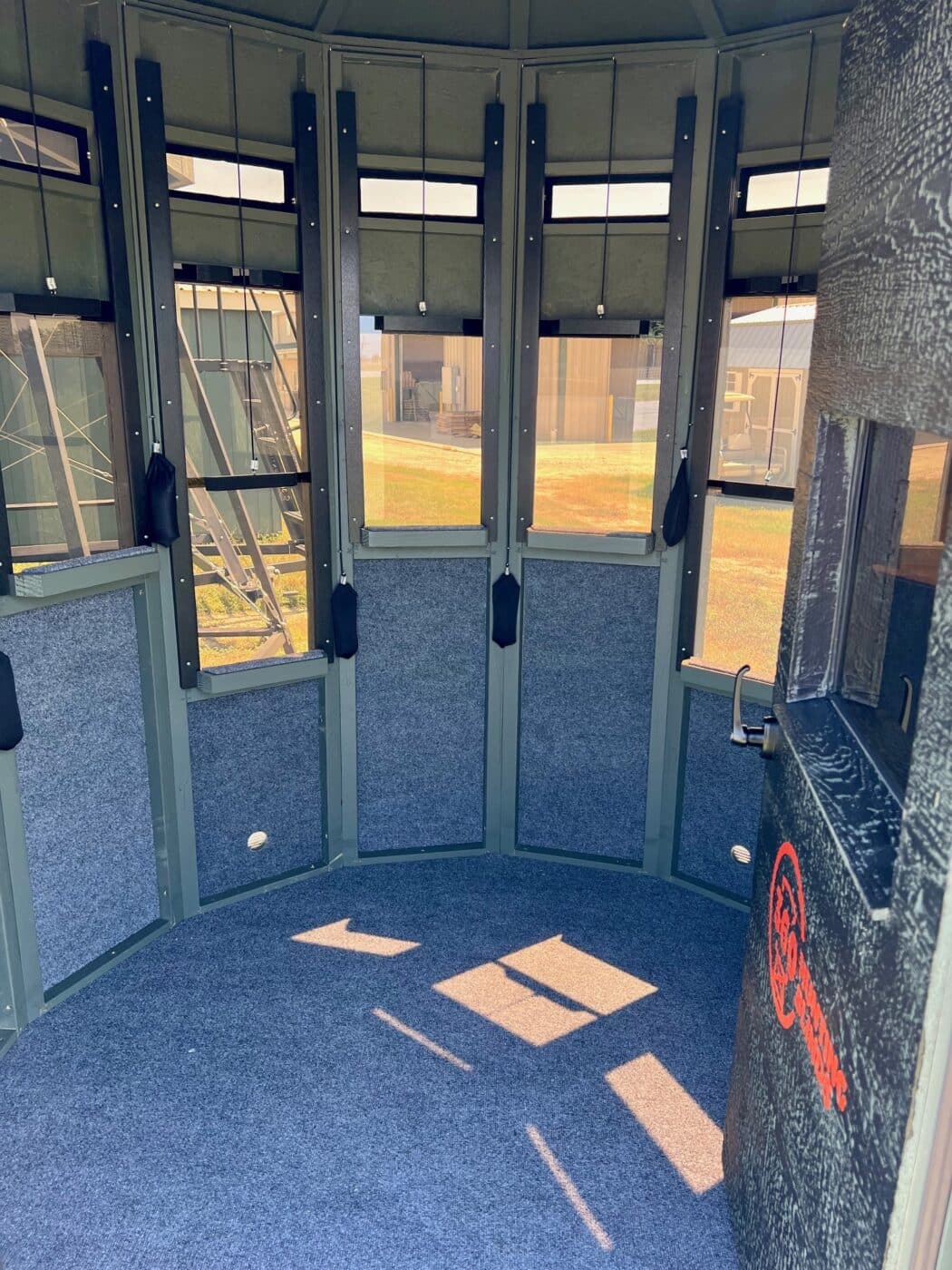 6x6 360 Pro Series Hunting Blind - Assembled - Lone Star Structures