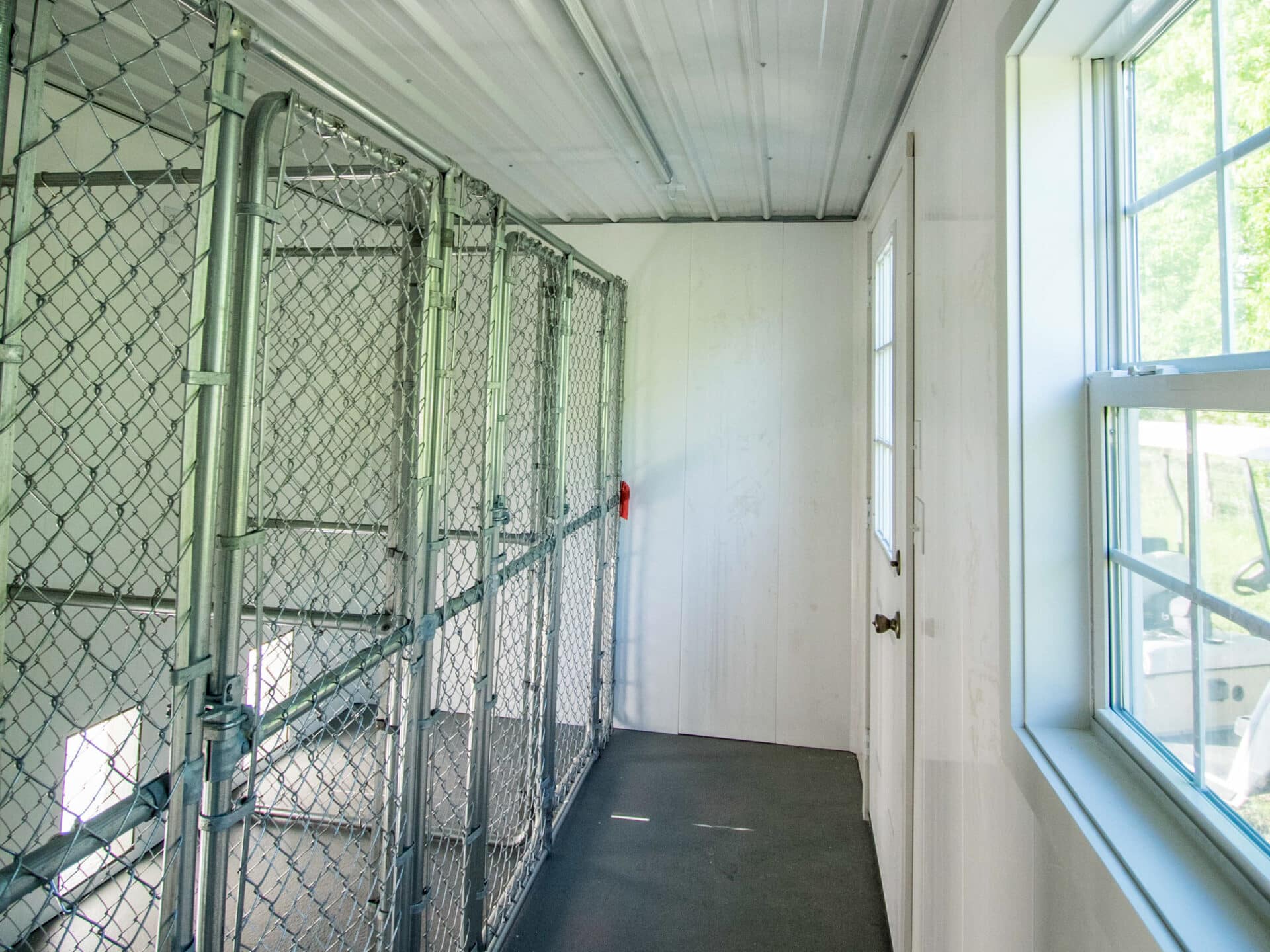 Insulated Dog Kennels For Sale In Texas | Deluxe Kennels