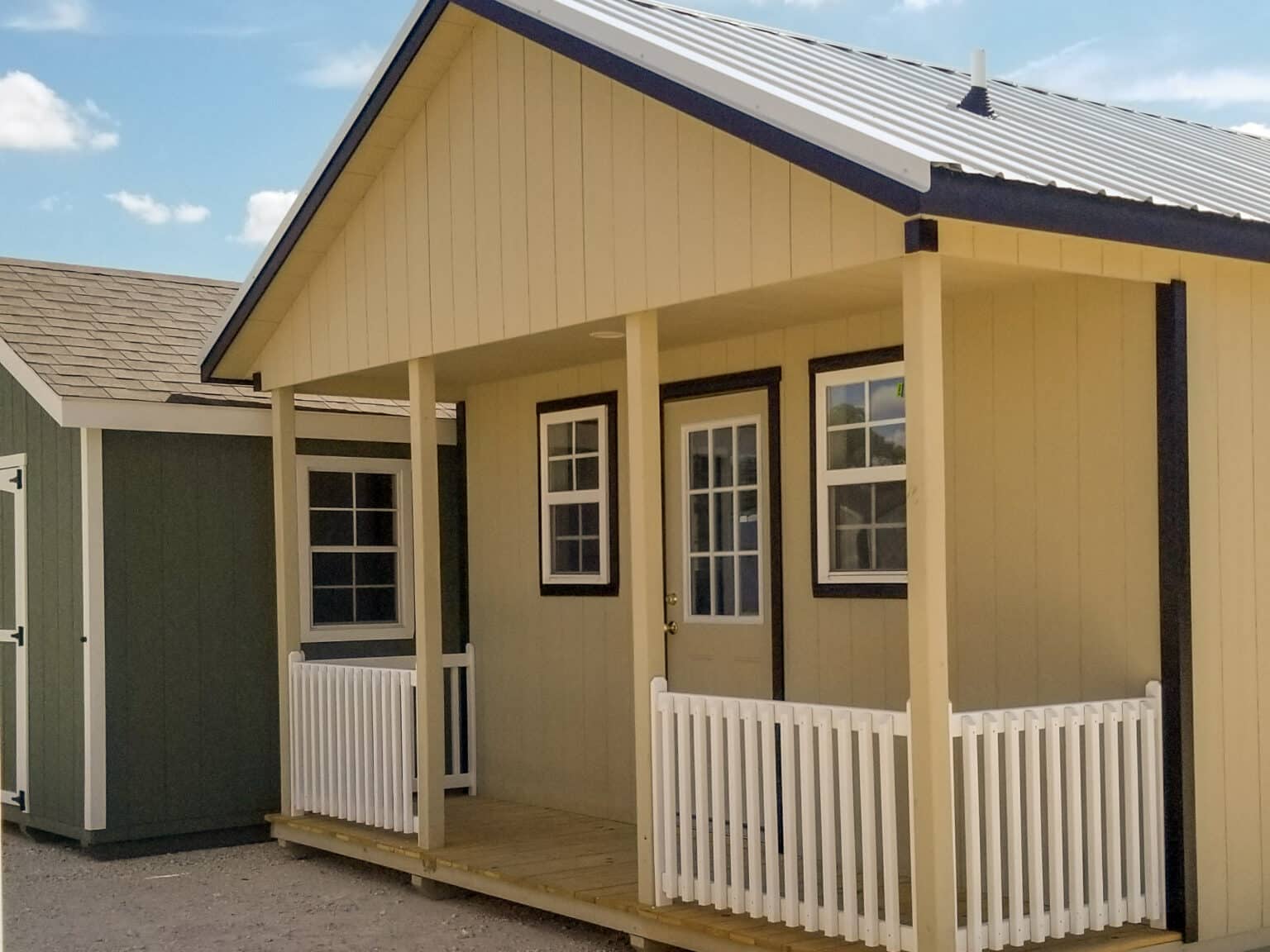 The Homestead Prefab Cabins: Lonestar Structures