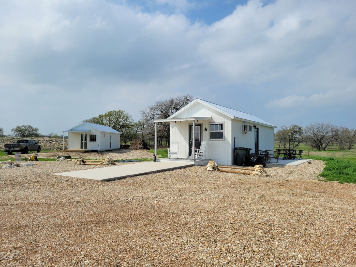 Simple Modular Cabins| Lonestar Structures