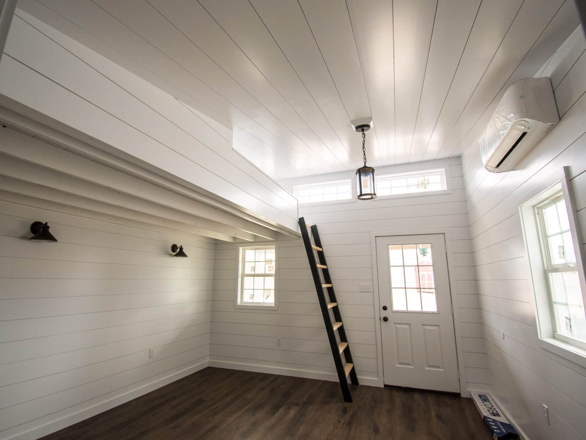 The Modern Prefab Cabin | Lone Star Buildings