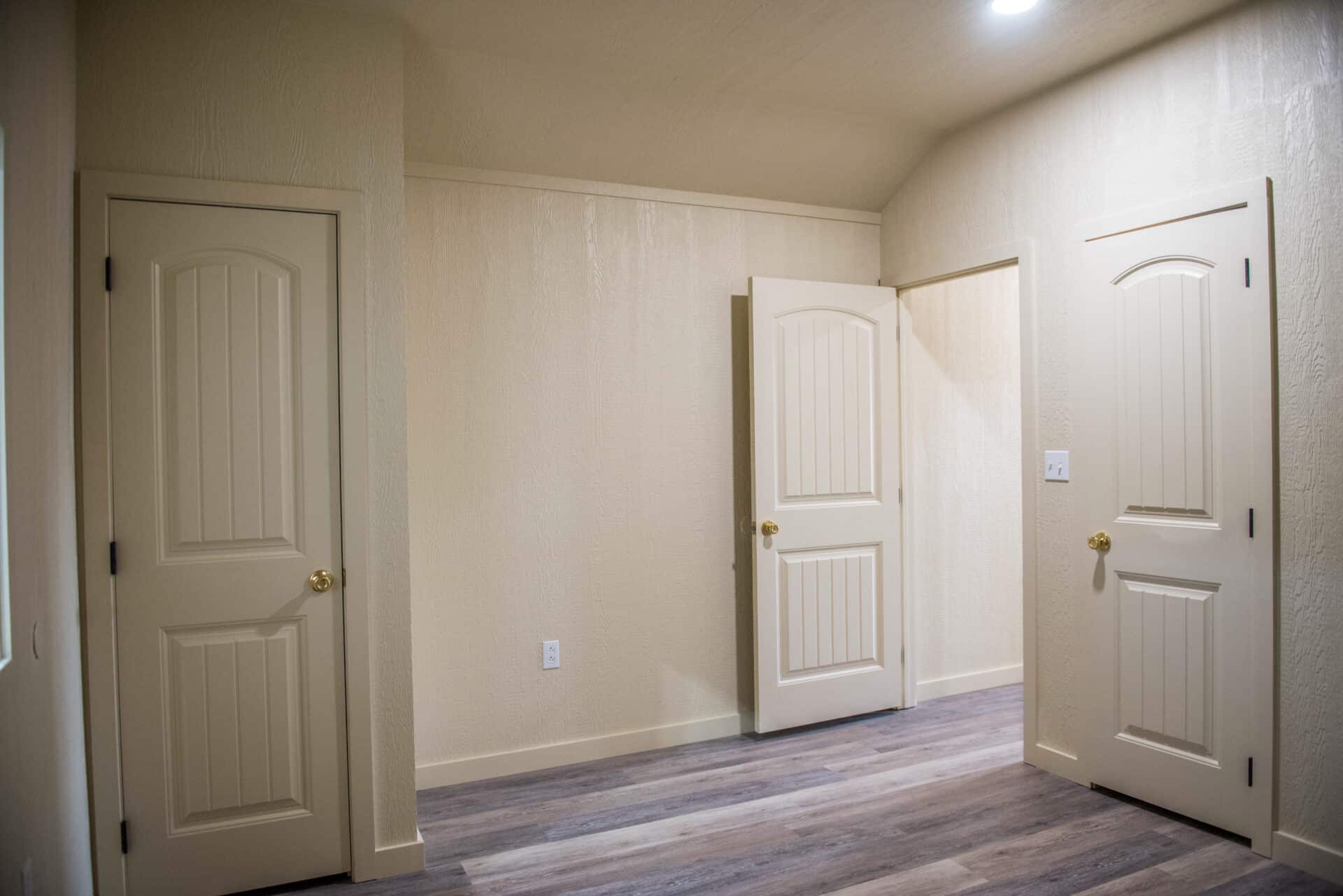 Simple Modular Cabins| Lonestar Structures