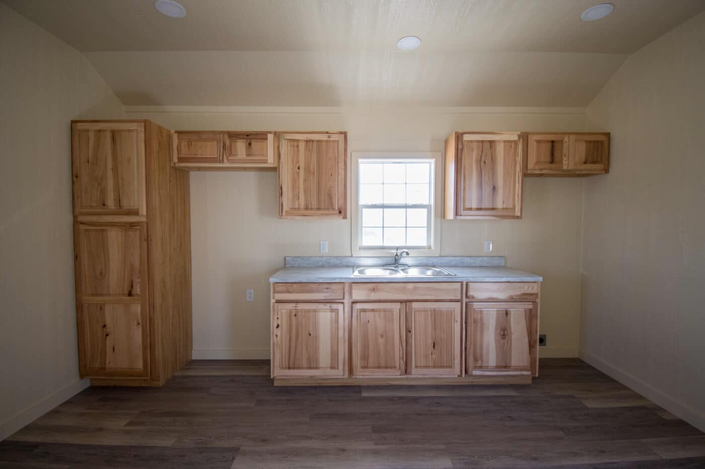 Simple Modular Cabins| Lonestar Structures